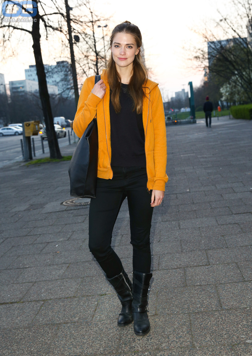 Laura Berlin nude, pictures, photos, Playboy, naked, topless, fappening